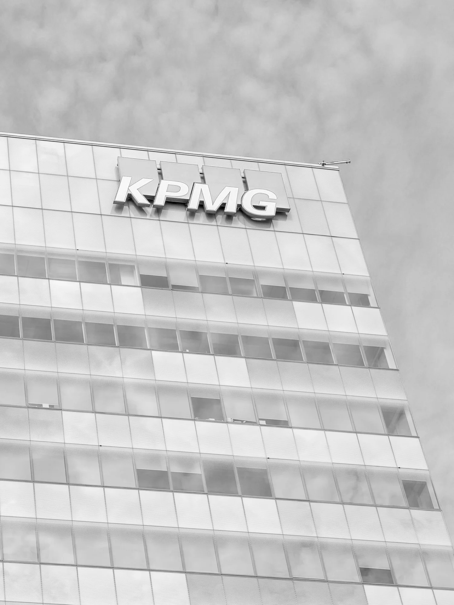 KPMG merger forms 5,000-strong business in the Middle East — Consulting ...
