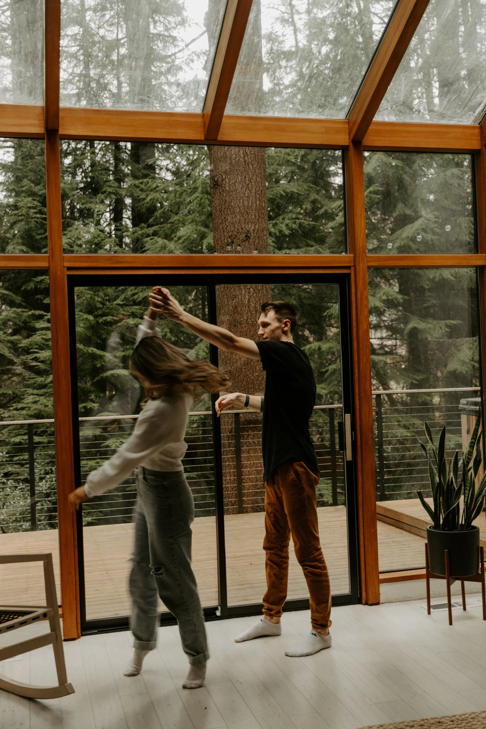 Intimate PNW Lifestyle Cabin Couples Photo + Video Session | Oregon ...