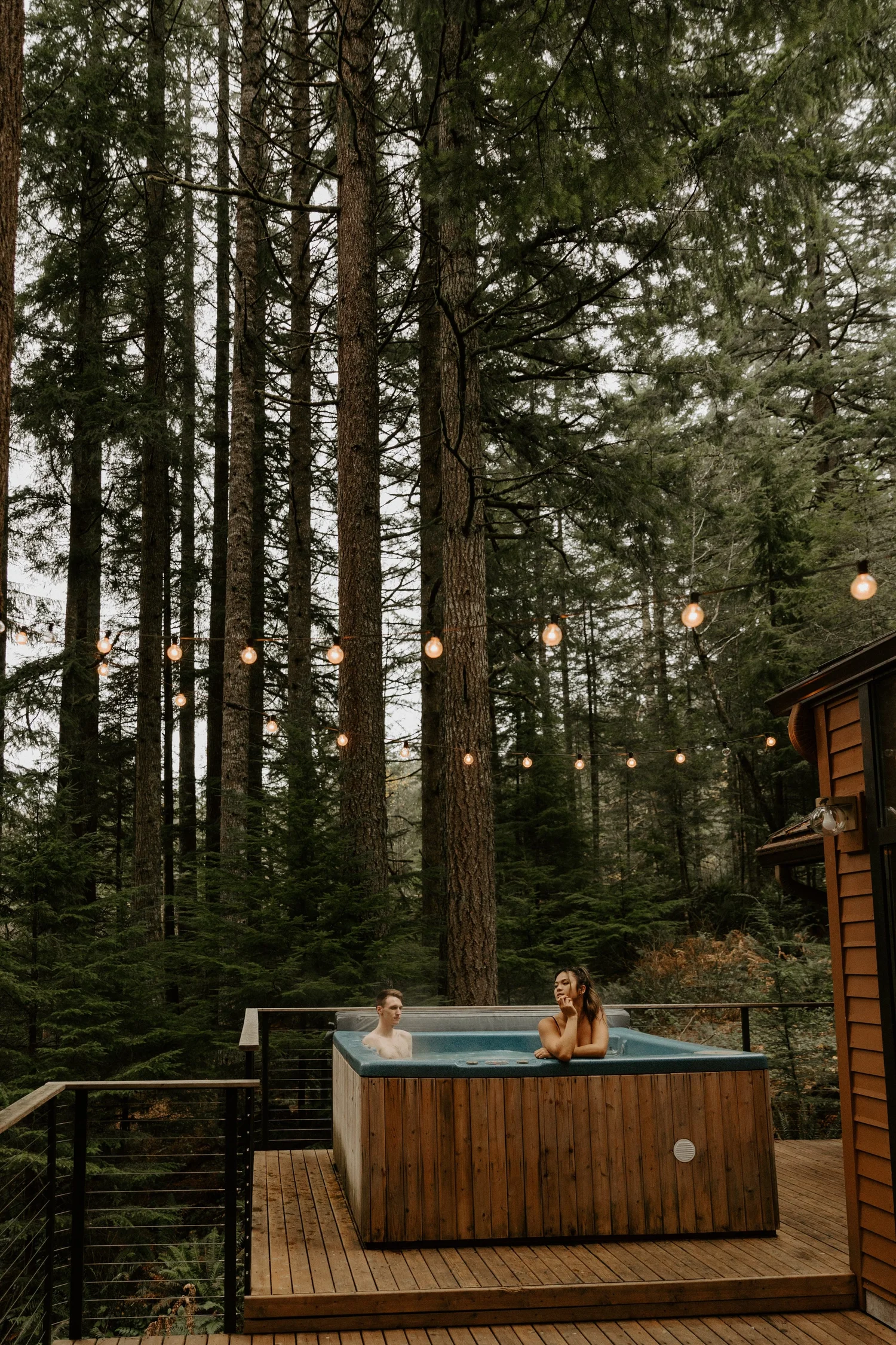How to Elope in Oregon | Updated for 2023 — Montana Diaries