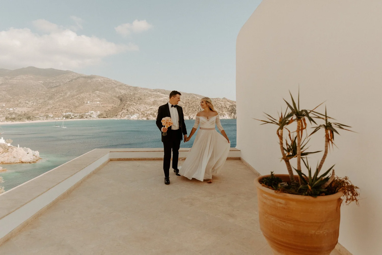 How to Elope in Santorini, Greece | Everything You Need to Know ...