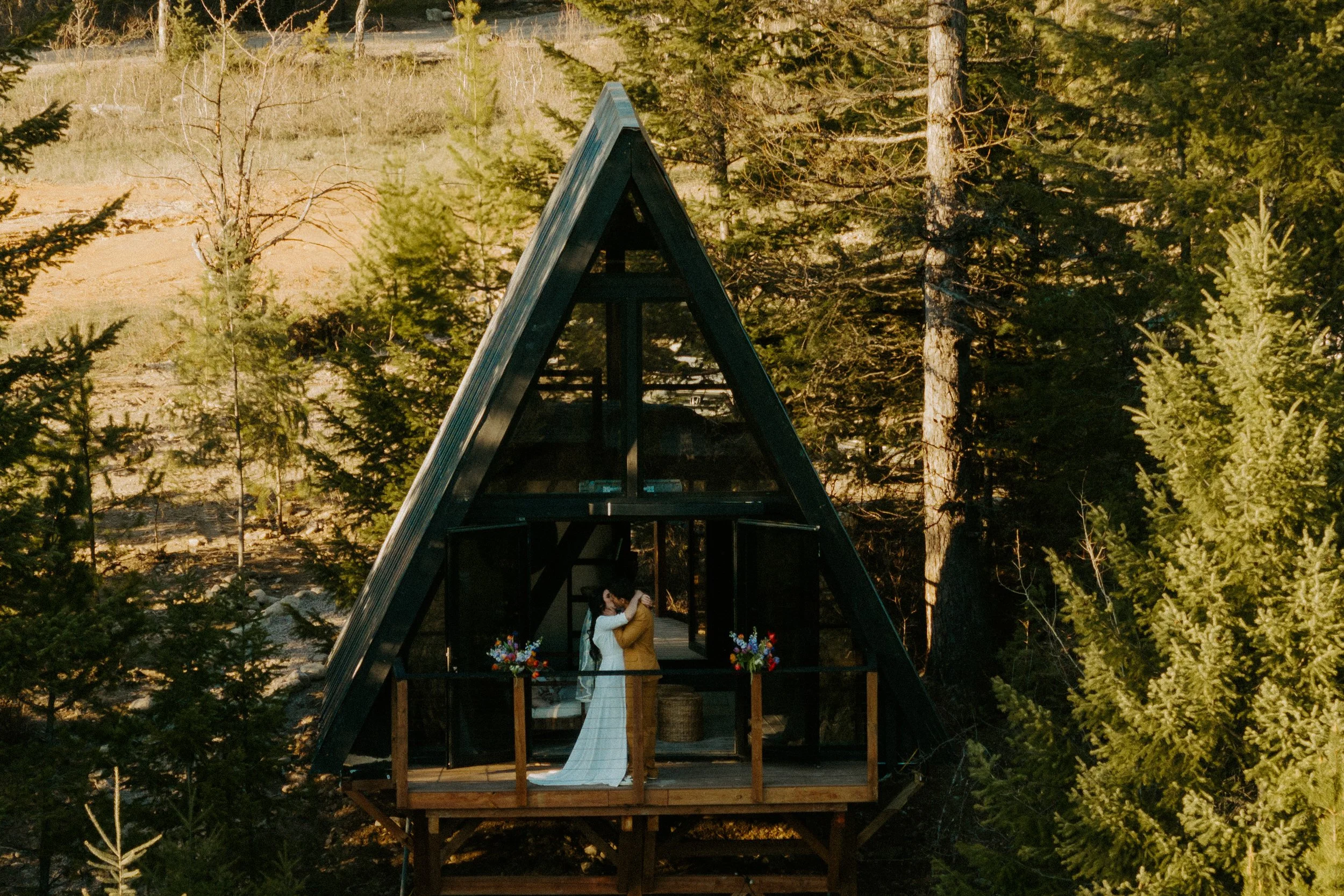 How to get Married at Stay Treetops | Glacier Treehouse Retreat ...