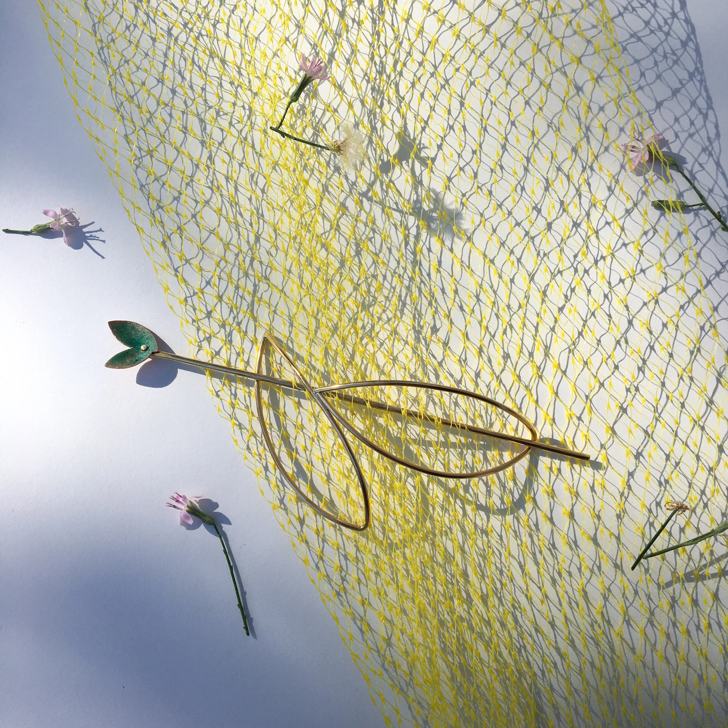 Three ways to use the Squiggle Poke Pin — Sophie Kissin Jewelry