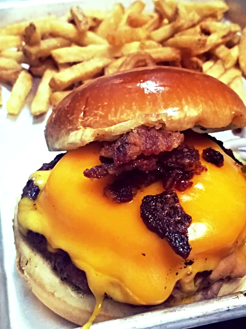 photos — Knub's Pub