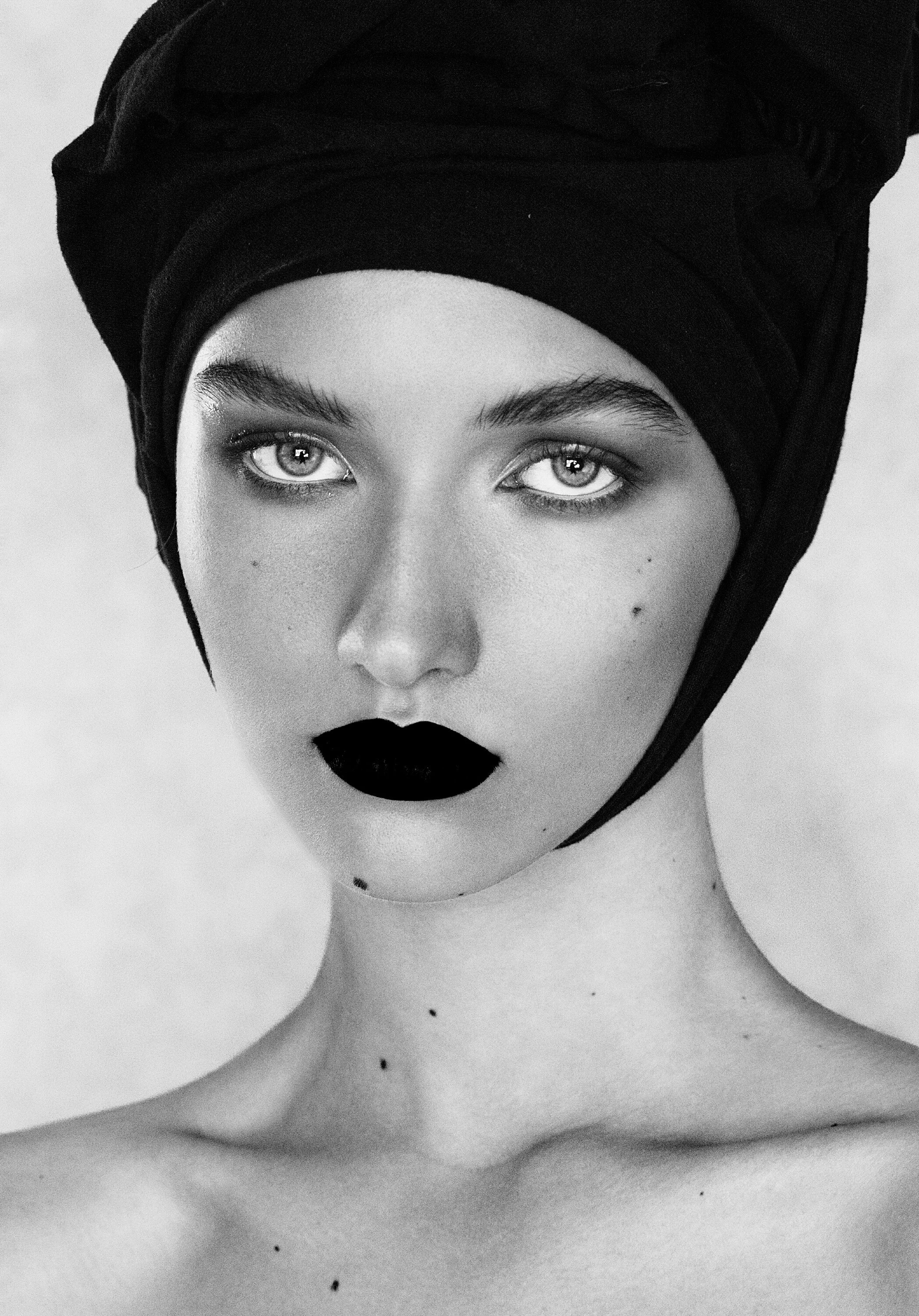 Michelle Monique | Beauty, Cosmetic, Skin, Hair, Fashion Photographer