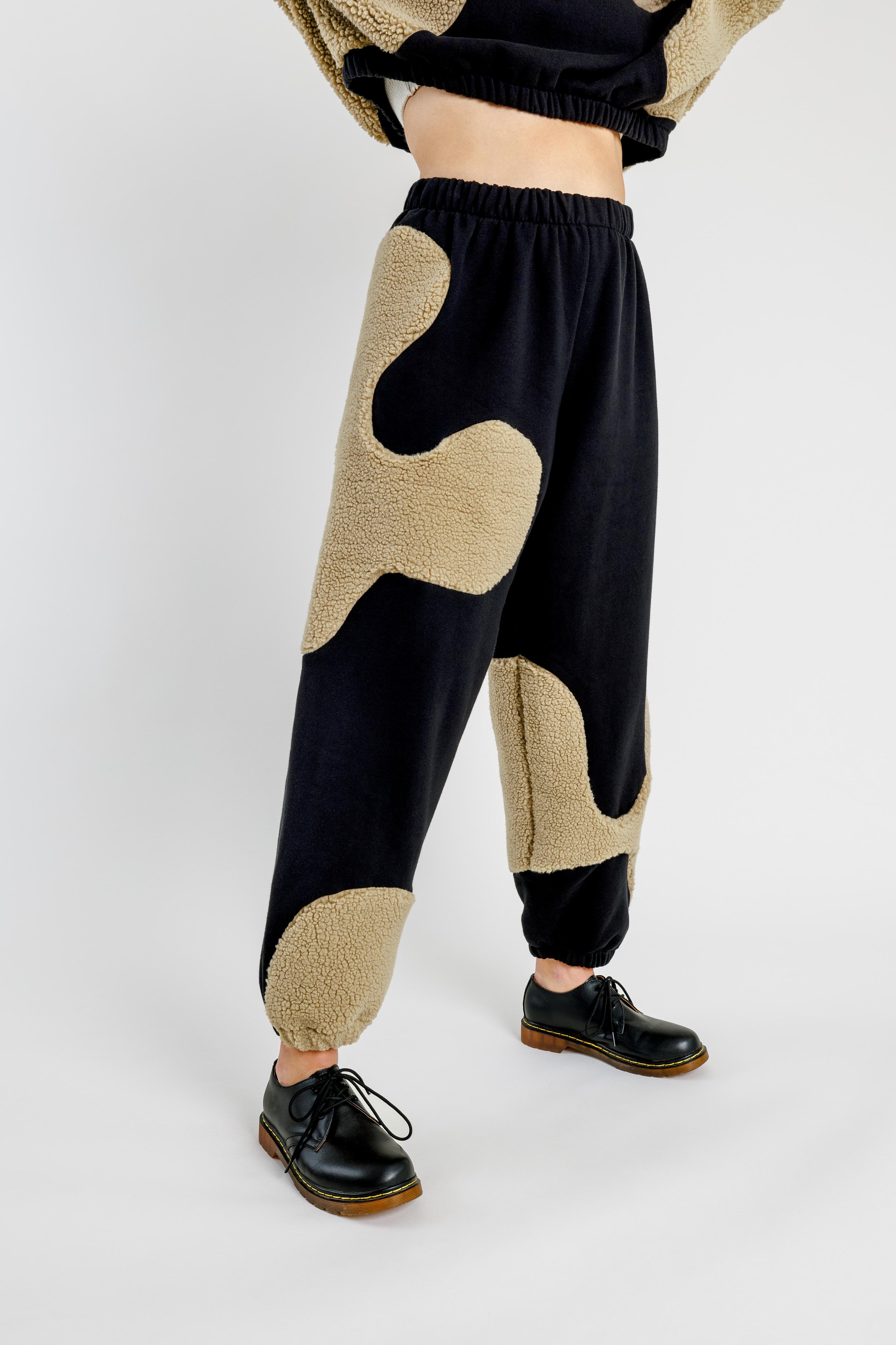 Ization Studio - Sustainable size and gender inclusive clothing