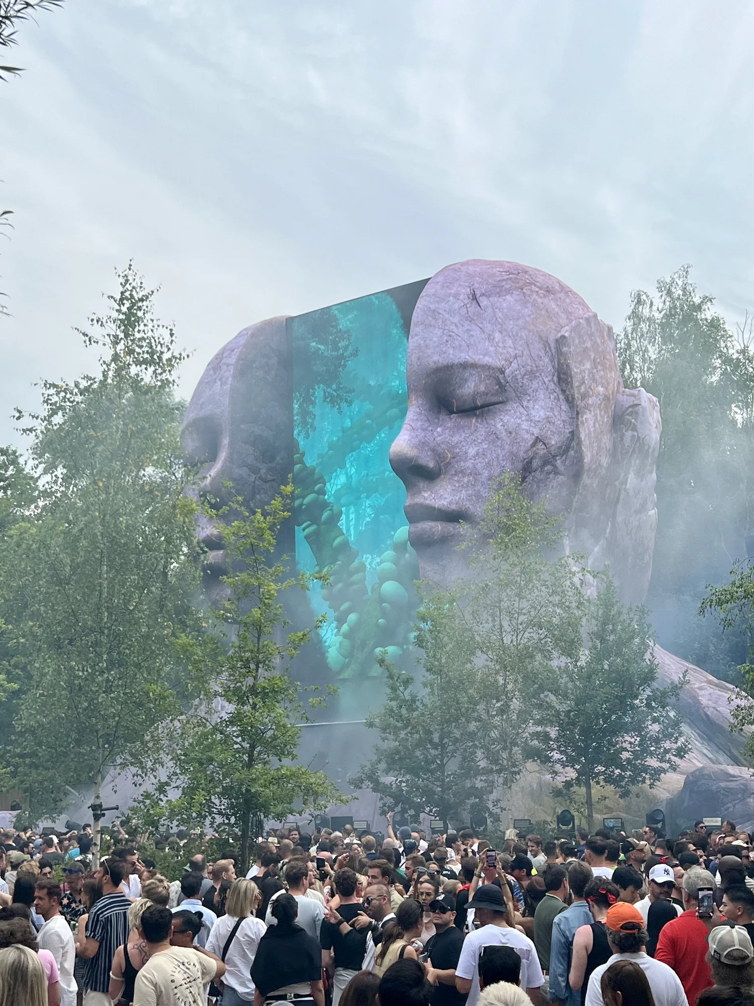 A First Timer’s Guide to Tomorrowland — Paige's Postcards