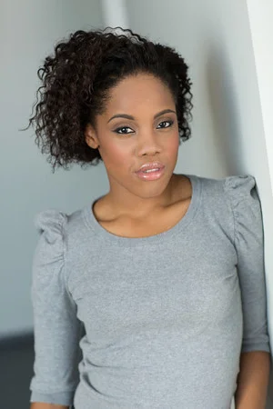 Headshots — Zuri Washington