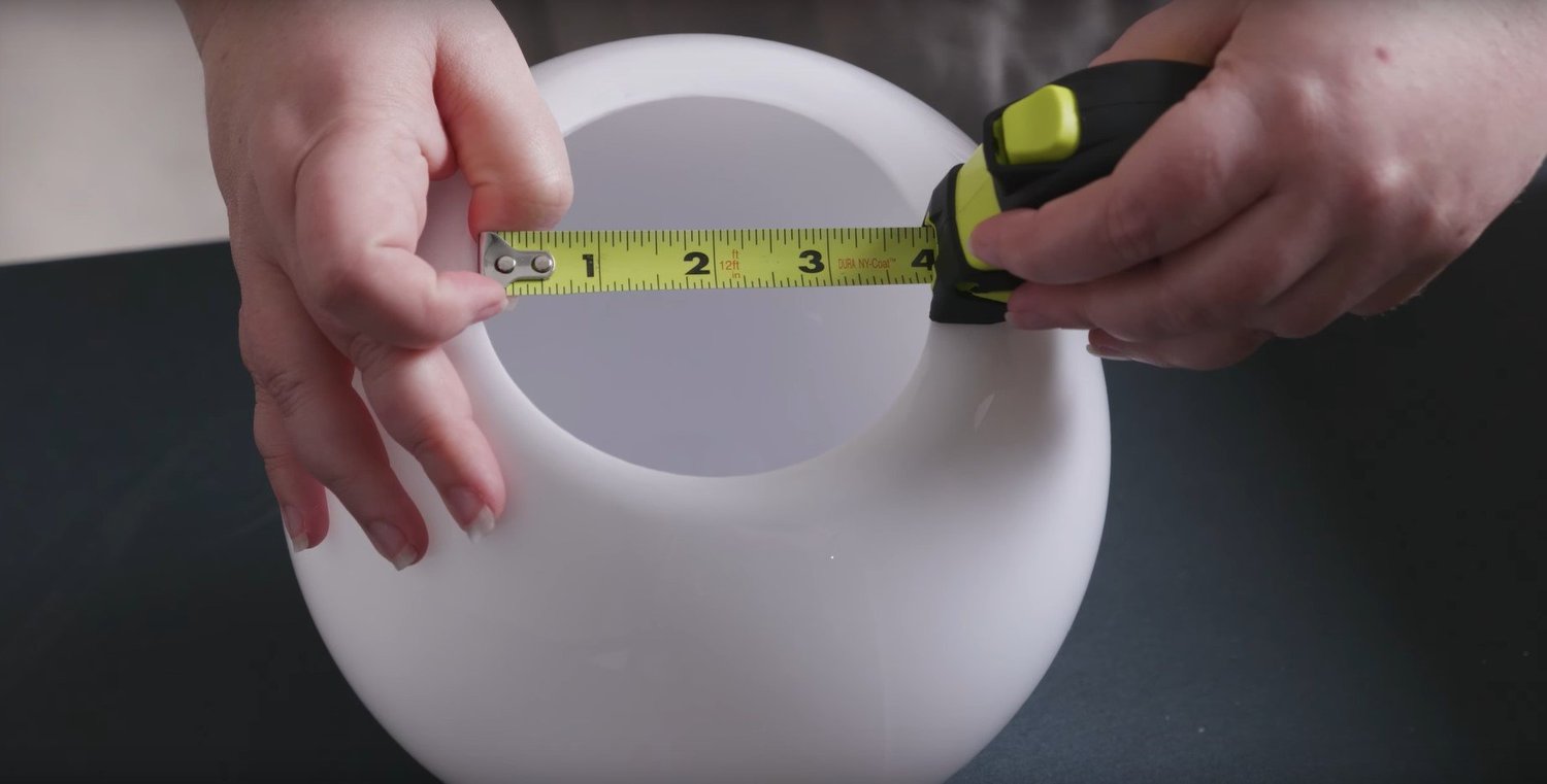 How to Accurately Measure Plastic Globes — 1000Bulbs Blog