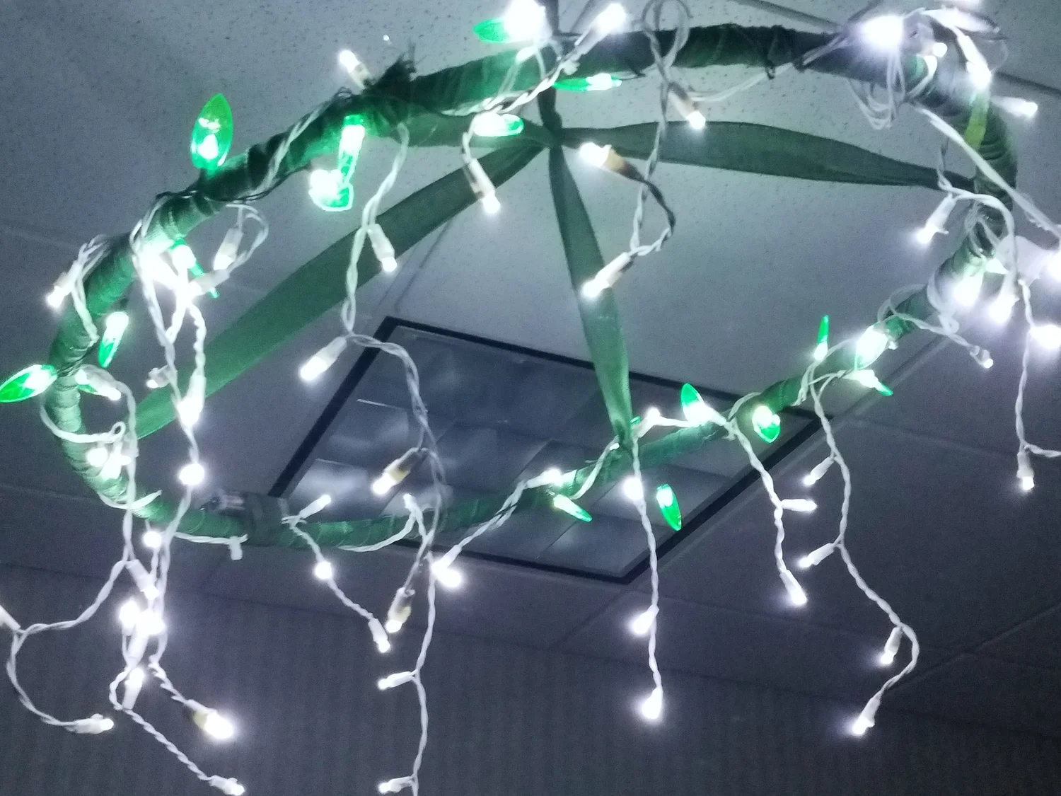 5 String Light DIYs That Take 5 Minutes or Less — 1000Bulbs Blog