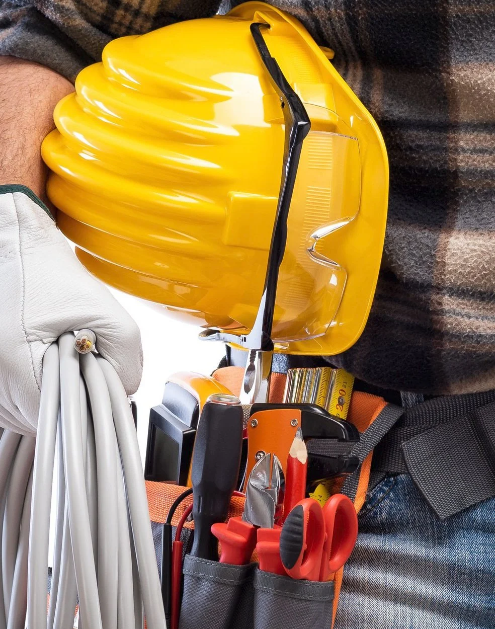 Why Do My Lights Hum? — 1000Bulbs Blog