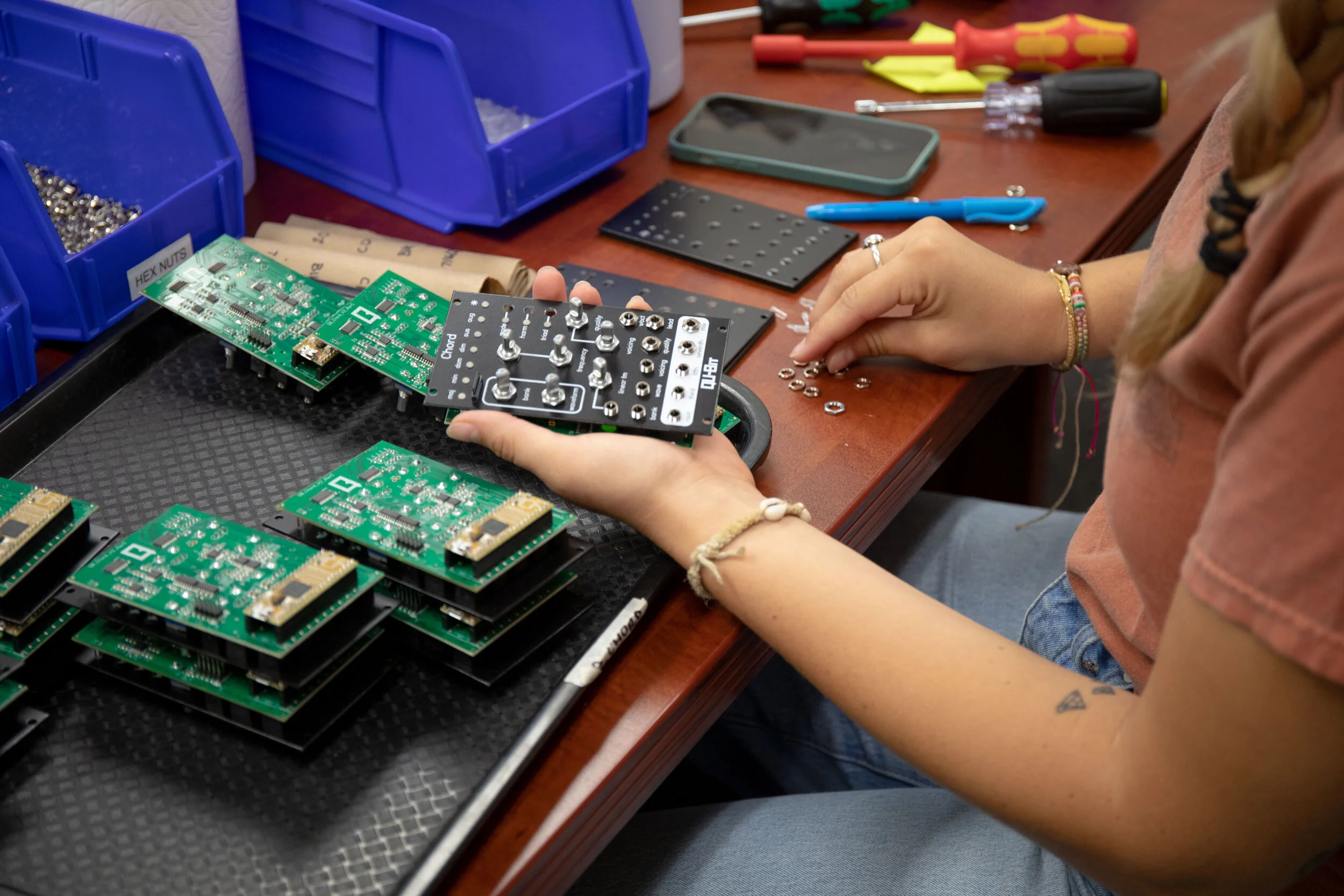 About — Qu-Bit Electronix