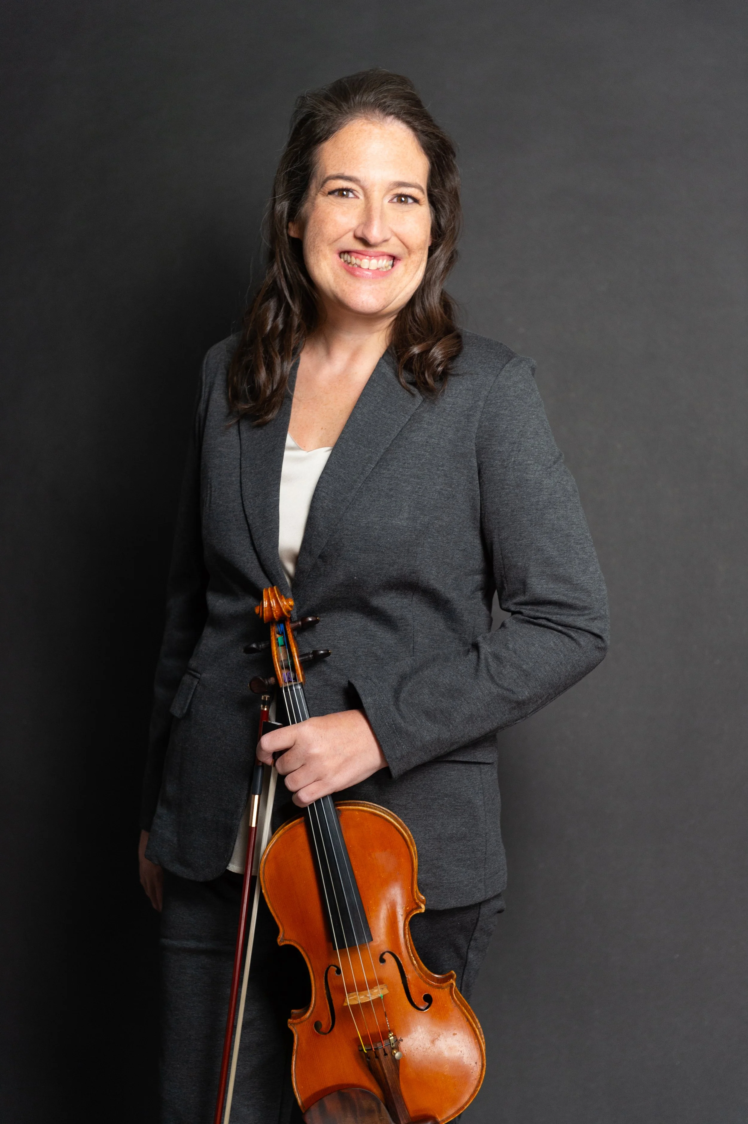 Biography — Elizabeth Faidley