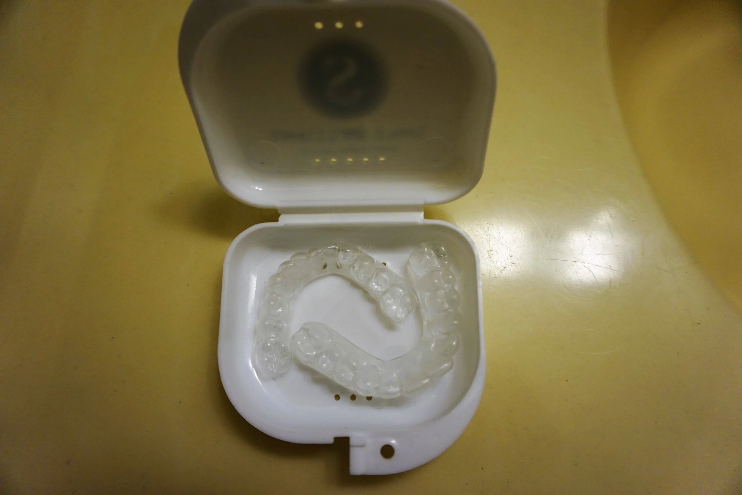 How I Professionally Whiten My Teeth At Home (and a giveaway ...