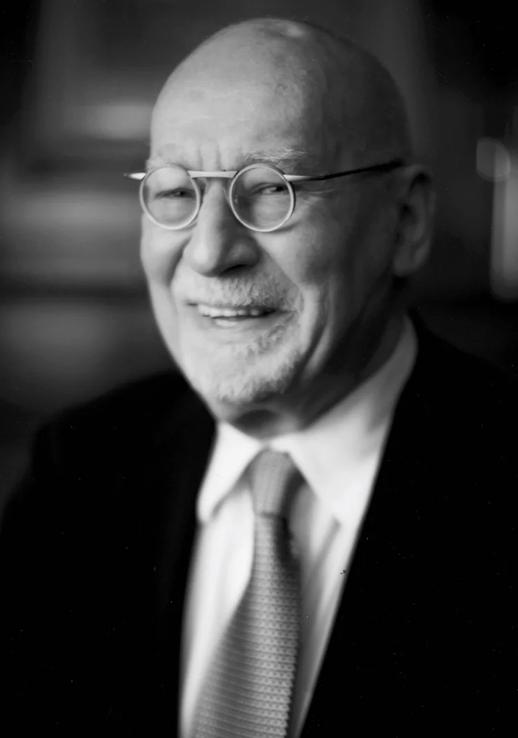 A Mad Man: Get to Know George Lois — Musée Magazine