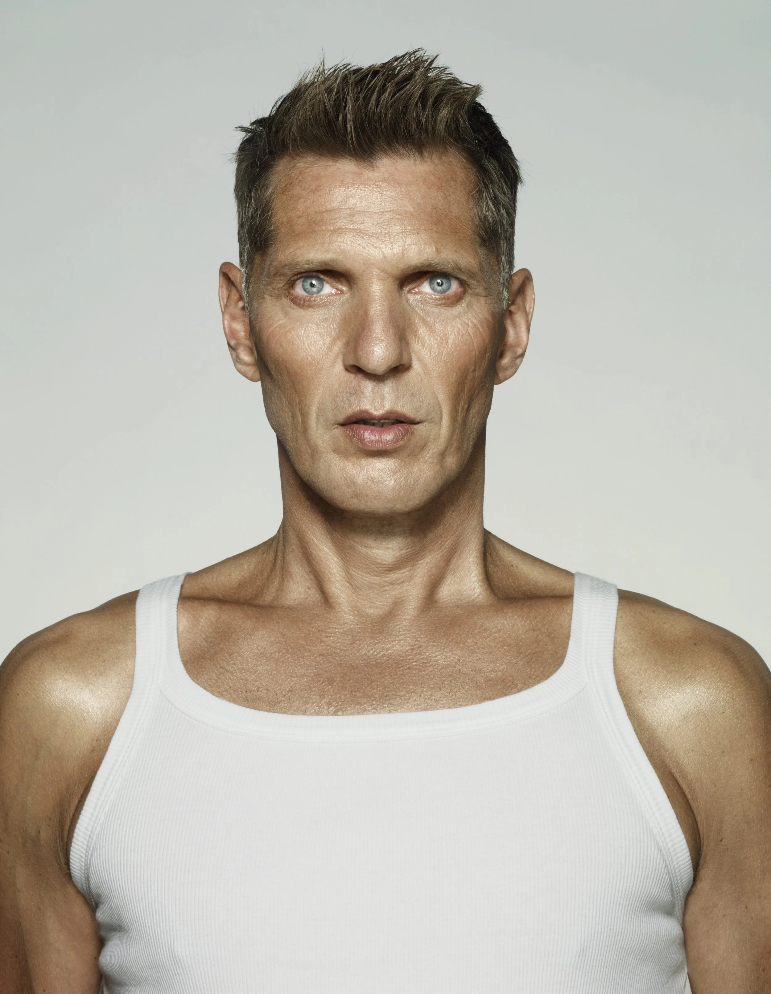 Erwin Olaf: Freedom | Stedelijk Museum Amsterdam — Musée Magazine