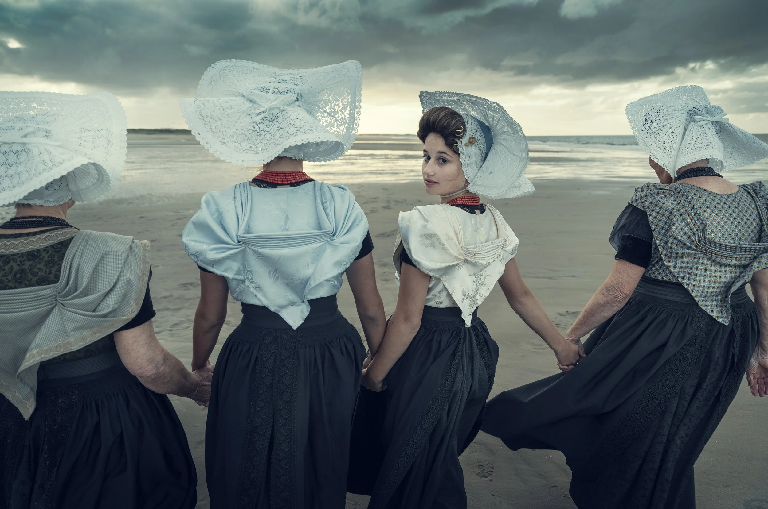 Jimmy Nelson: Between the Sea and the Sky | Fotomuseum aan het Vrijthof ...
