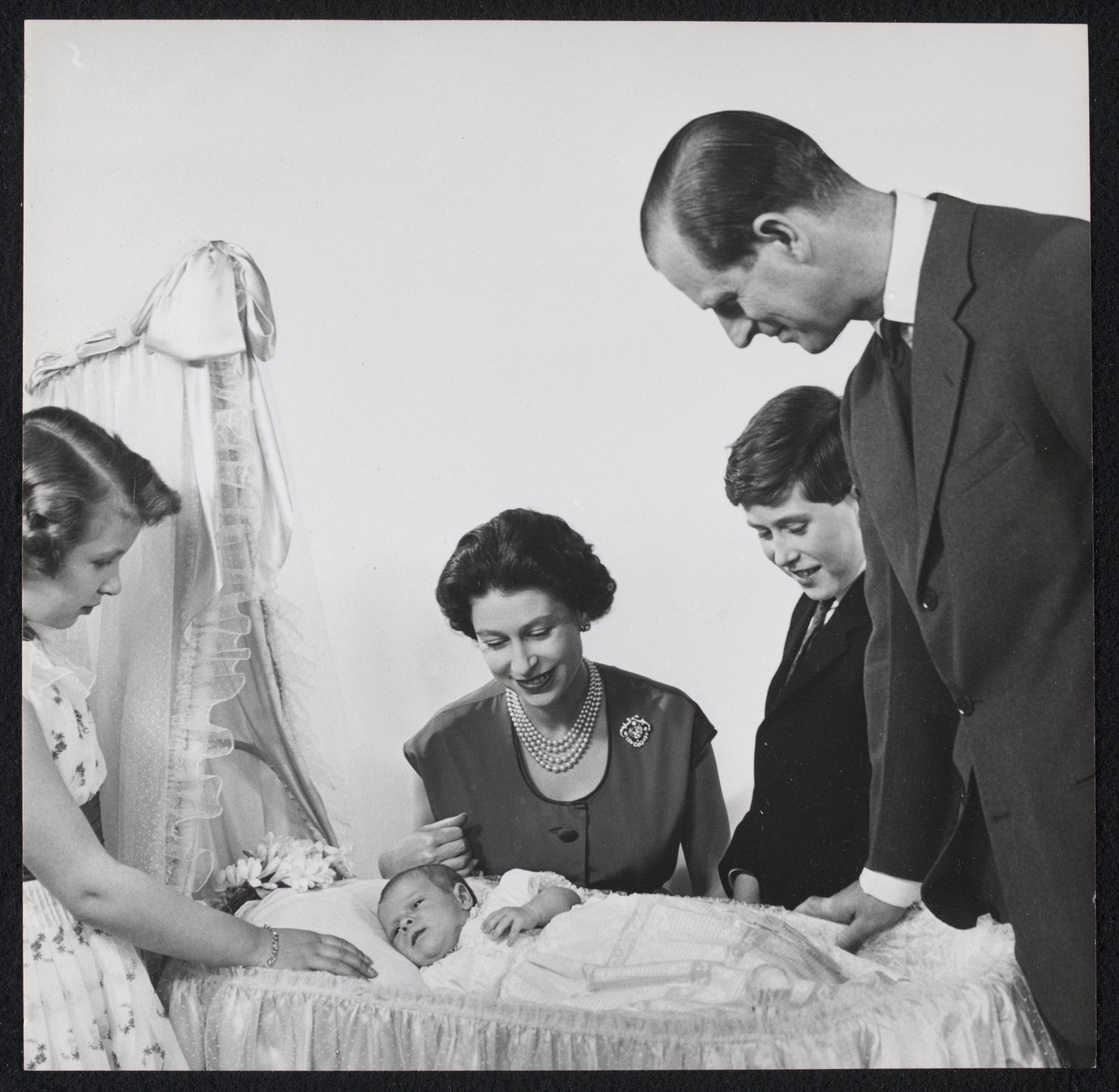 Cecil Beaton: The Royal Portraits — Musée Magazine