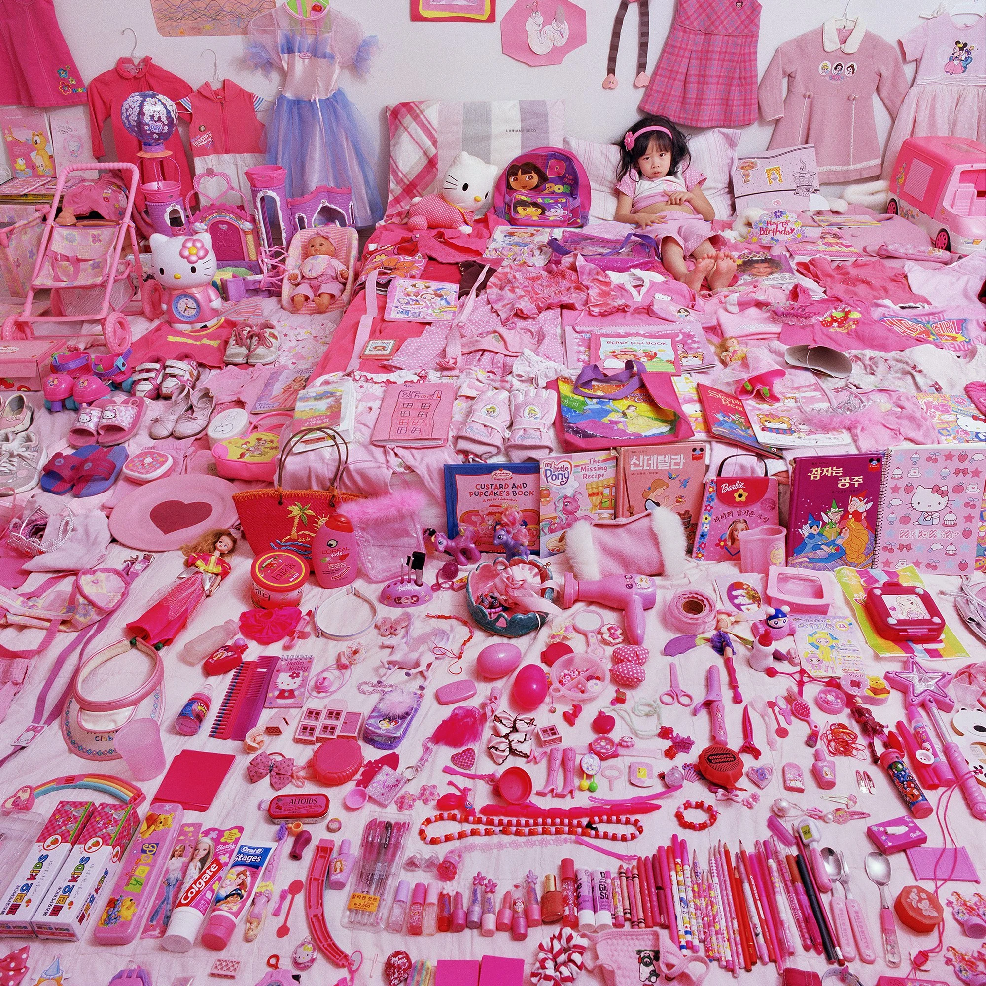 JeongMee Yoon | The Pink & Blue Project — Musée Magazine