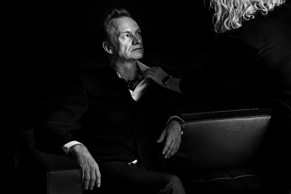 Book Review: Life's Fragile Moments by Julian Lennon | teNeues — Musée ...