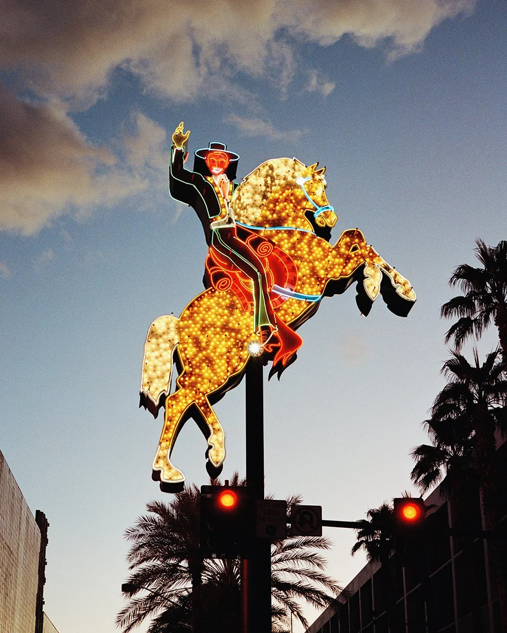 Jane Hilton: Lightfall | Palo Gallery — Musée Magazine