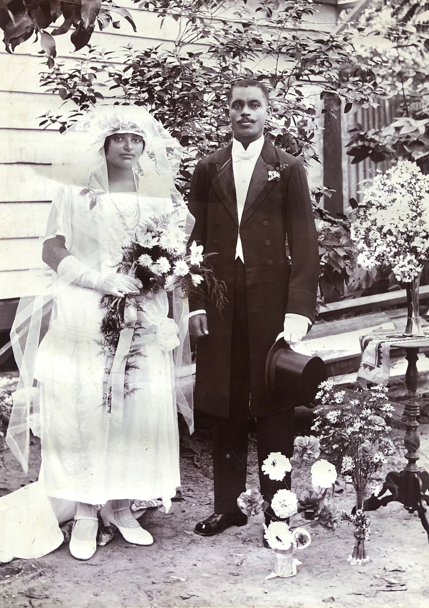 Exhibition Review: Surinamese Wedding Portraits — Musée Magazine