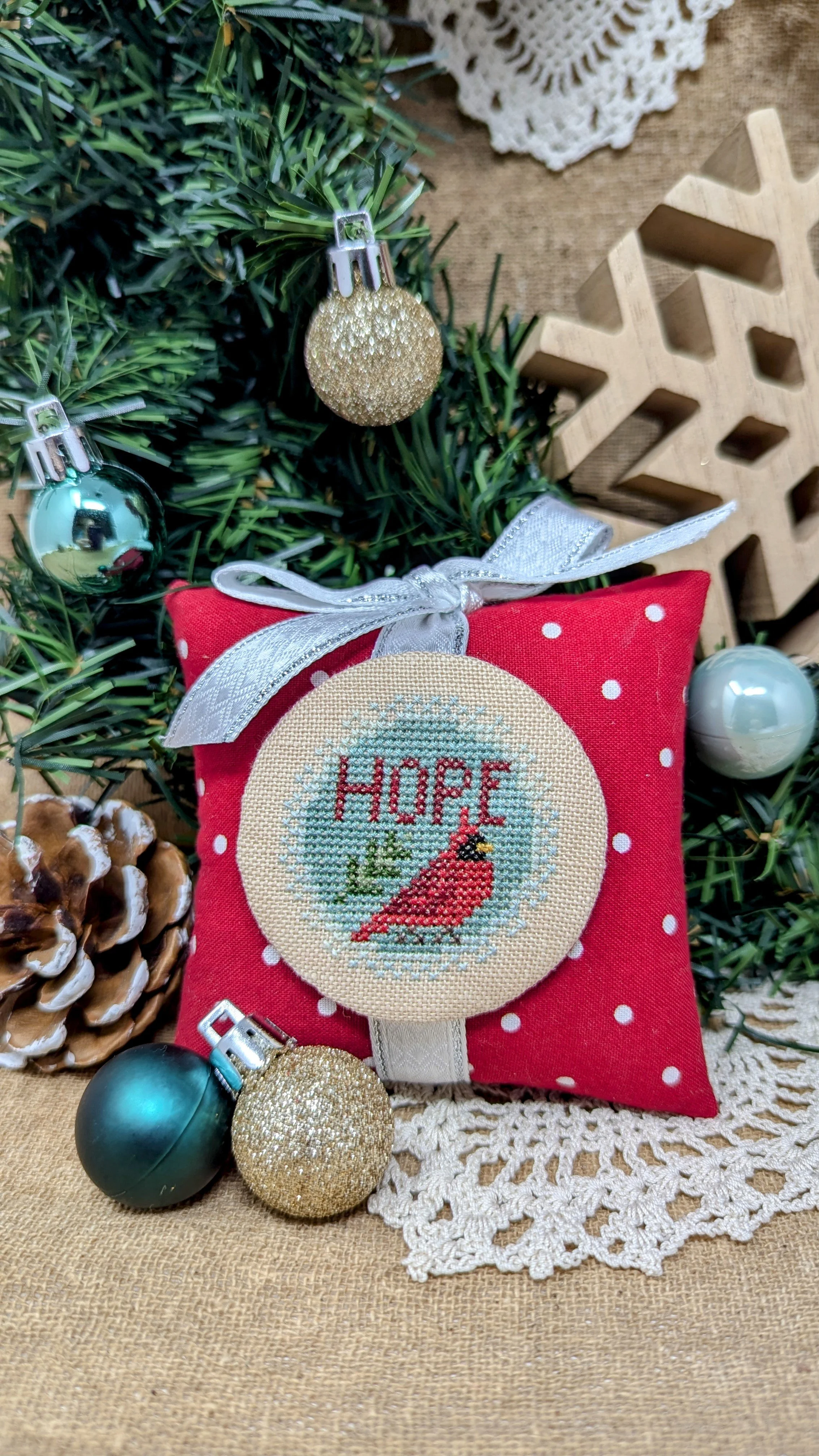 Christmas Dots Series — Jeannette Douglas Designs