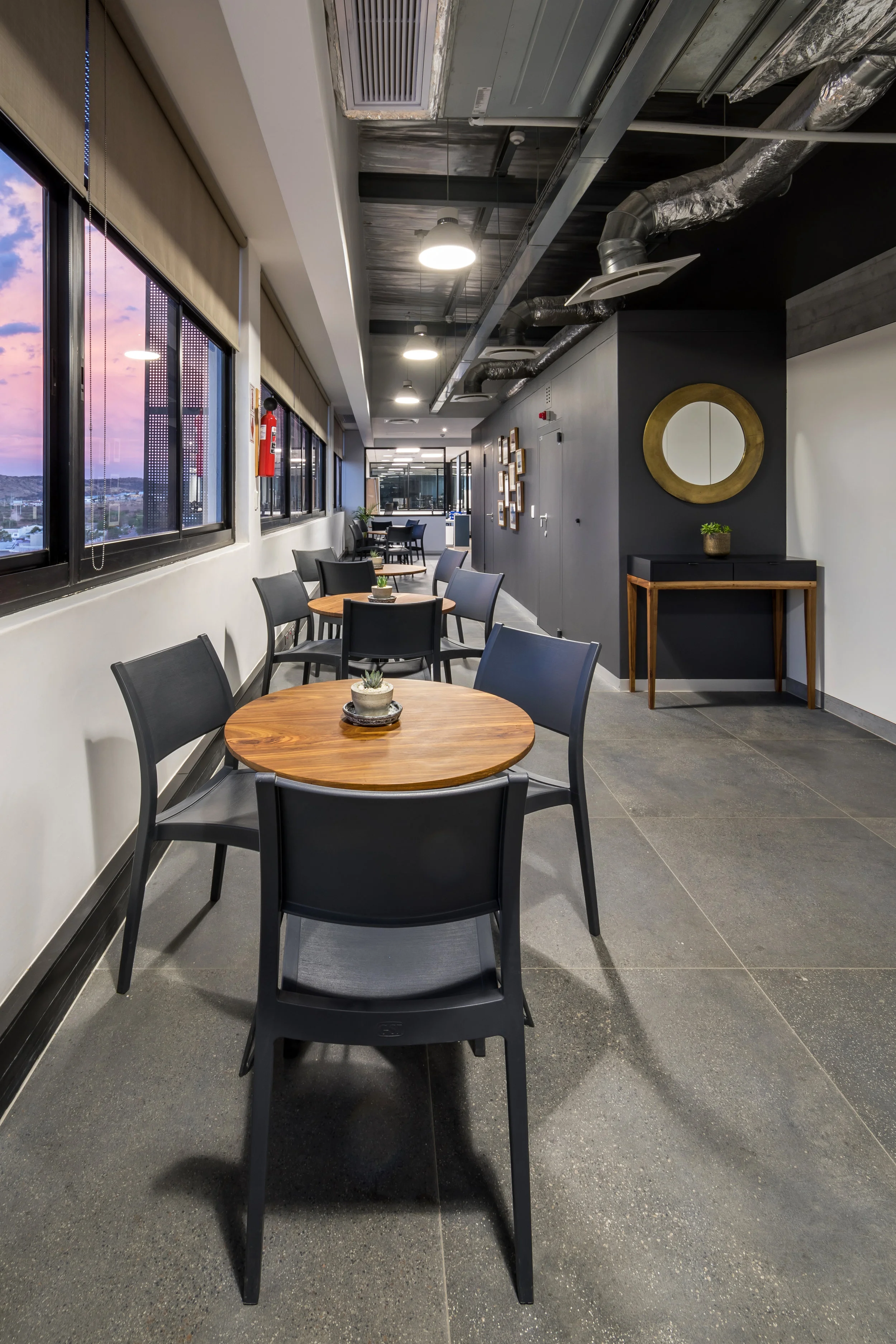 Leon Engelbrecht Design