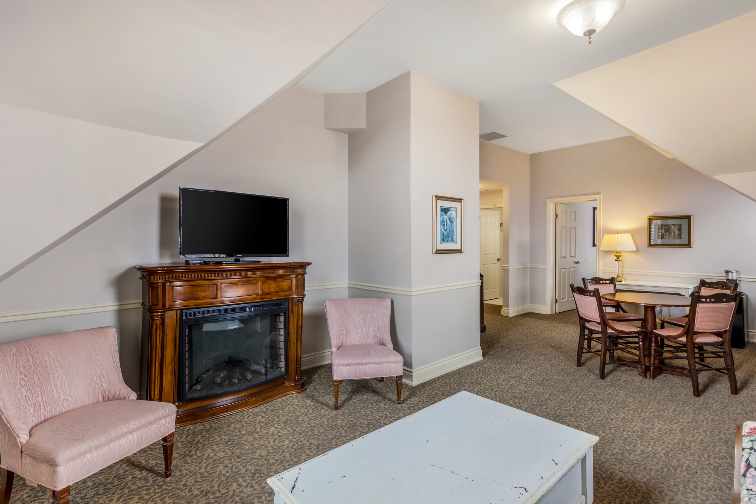 Stay — Arlington Hotel