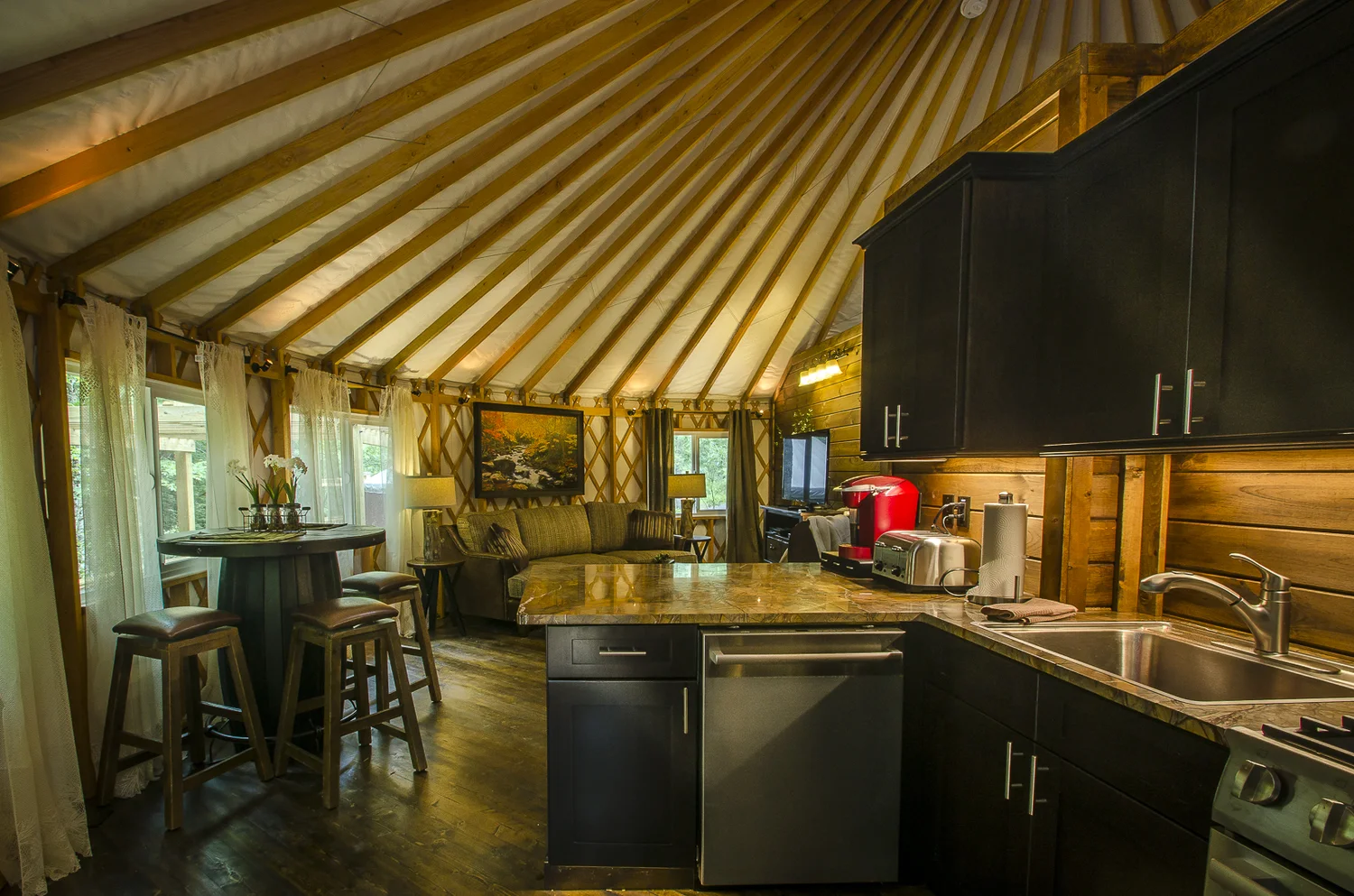 Yurt Info | Lake Nantahala Cabin Rental - Lakes End & StayNantahala