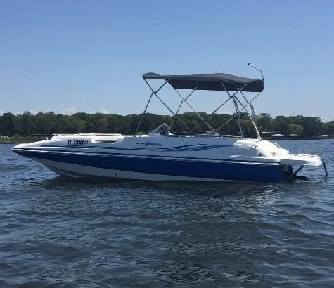 Hurricane Deck Boat Rentals | Lakes End Boat Rental & Marina