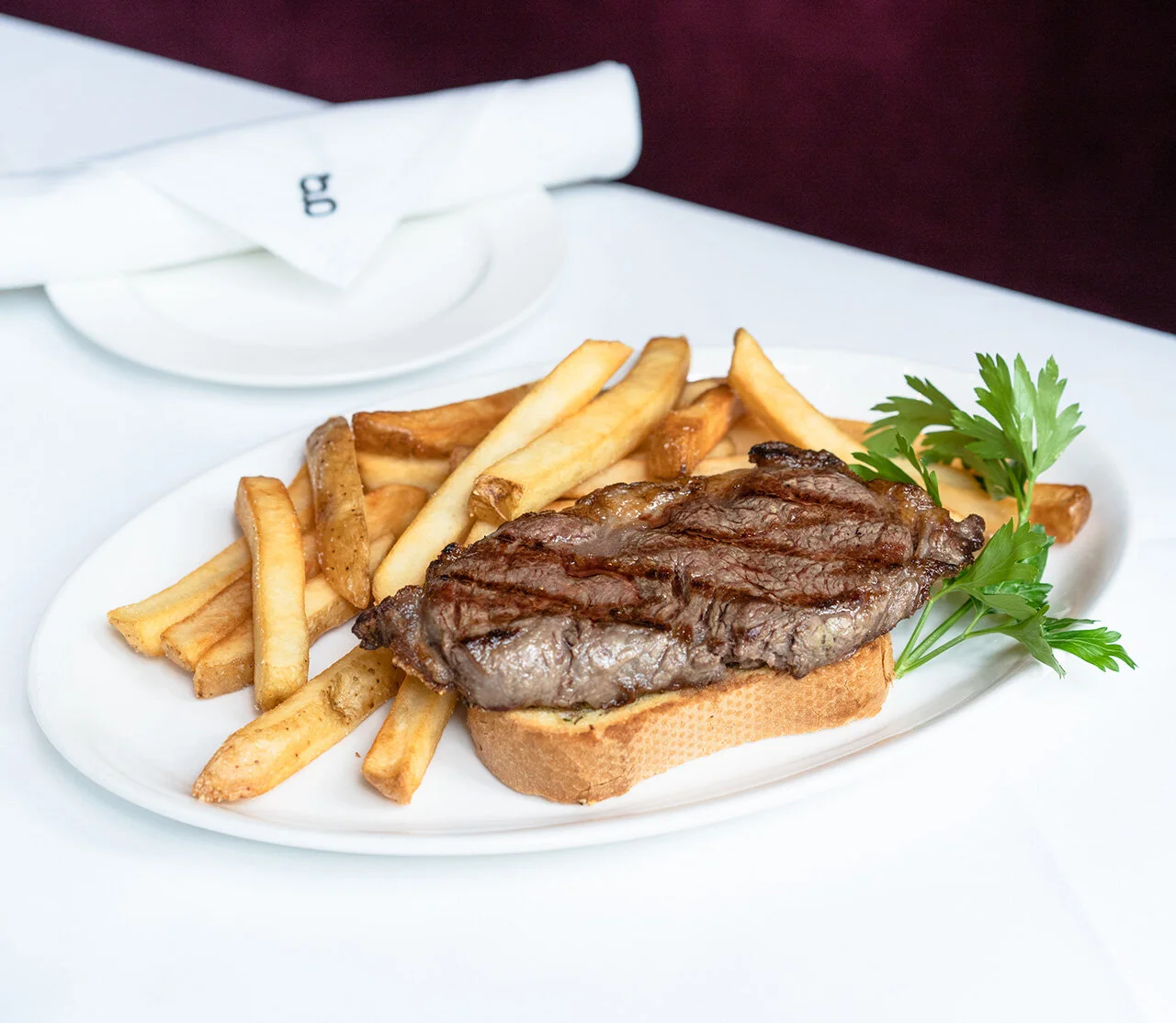 GOTHAM STEAKHOUSE & BAR || Refined Healthy and Hearty Lunch Options in ...