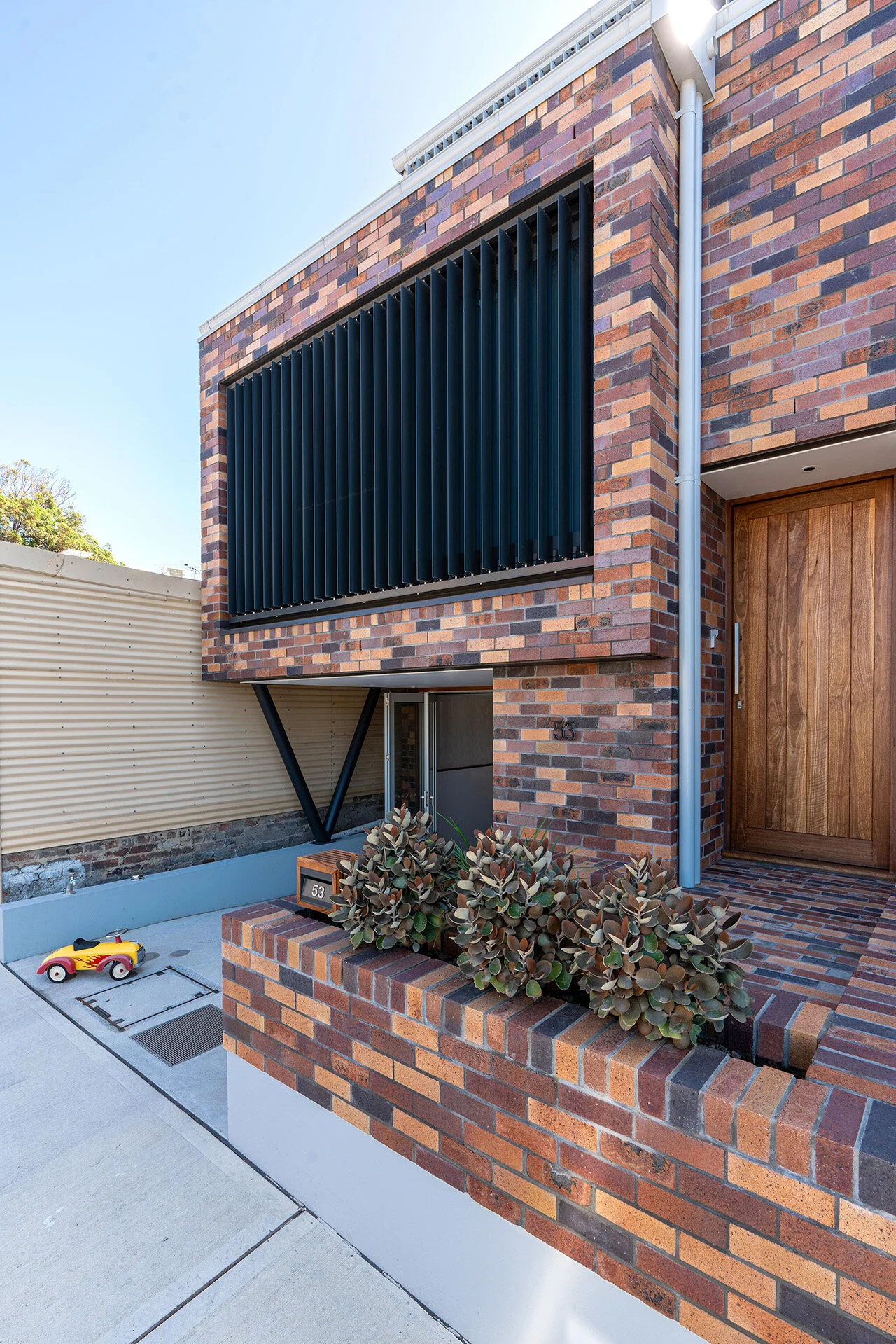 ST. PETER'S HOUSE II || A Tribute to the Neighbourhood's Historic ...
