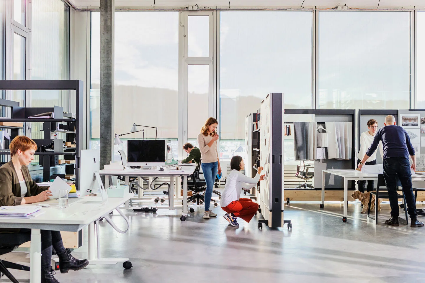 VITRA DANCING WALL || Maximizing Flexibility In The Workspace With ...