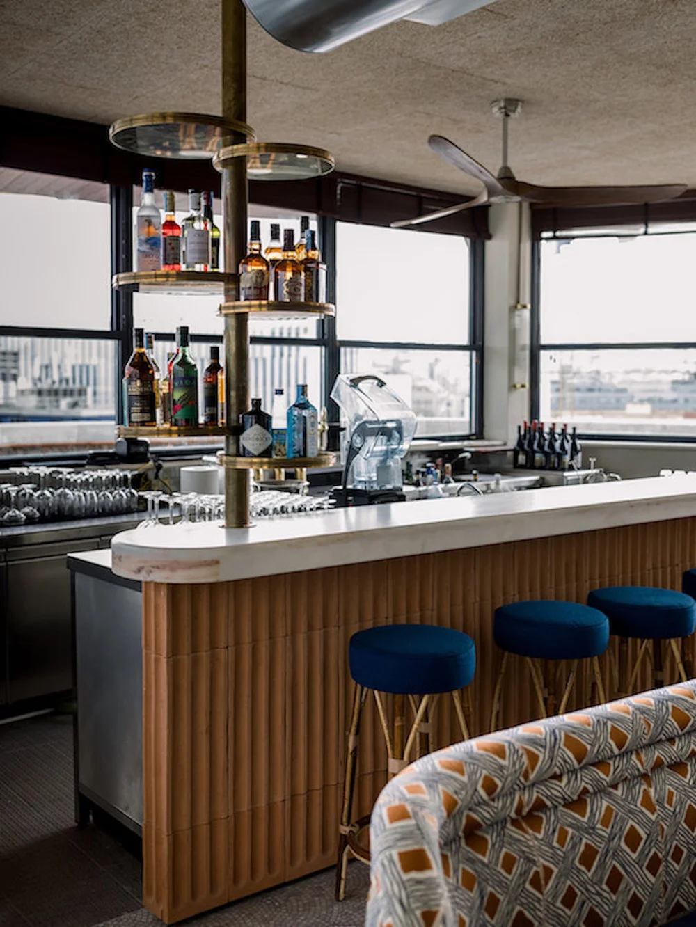 JAVA ROOFTOP BAR IN LISBON || Surround Yourself With Postcard-worthy ...