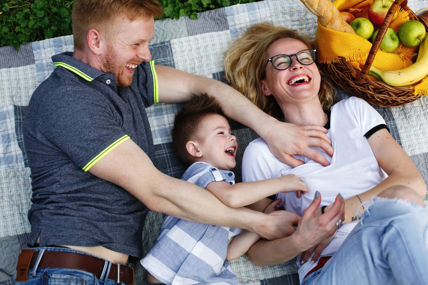 UNPLUG AND UNWIND || The Benefits of Ditching Electronics Before ...