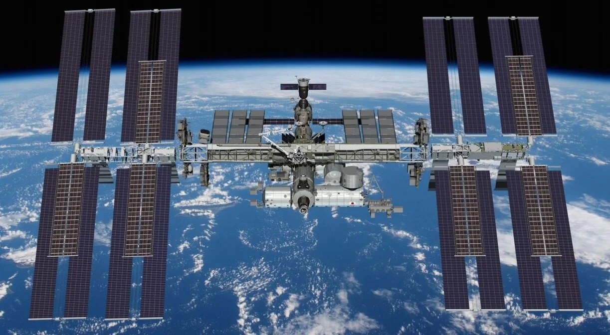 Spacewalkers begin prepping ISS for new solar arrays — Orbital Velocity