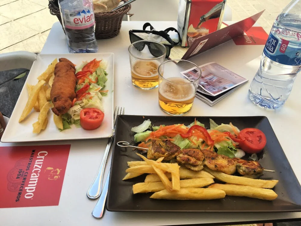 Fail Proof Tips for Traveling with Teens to Europe - Rad Family Travel