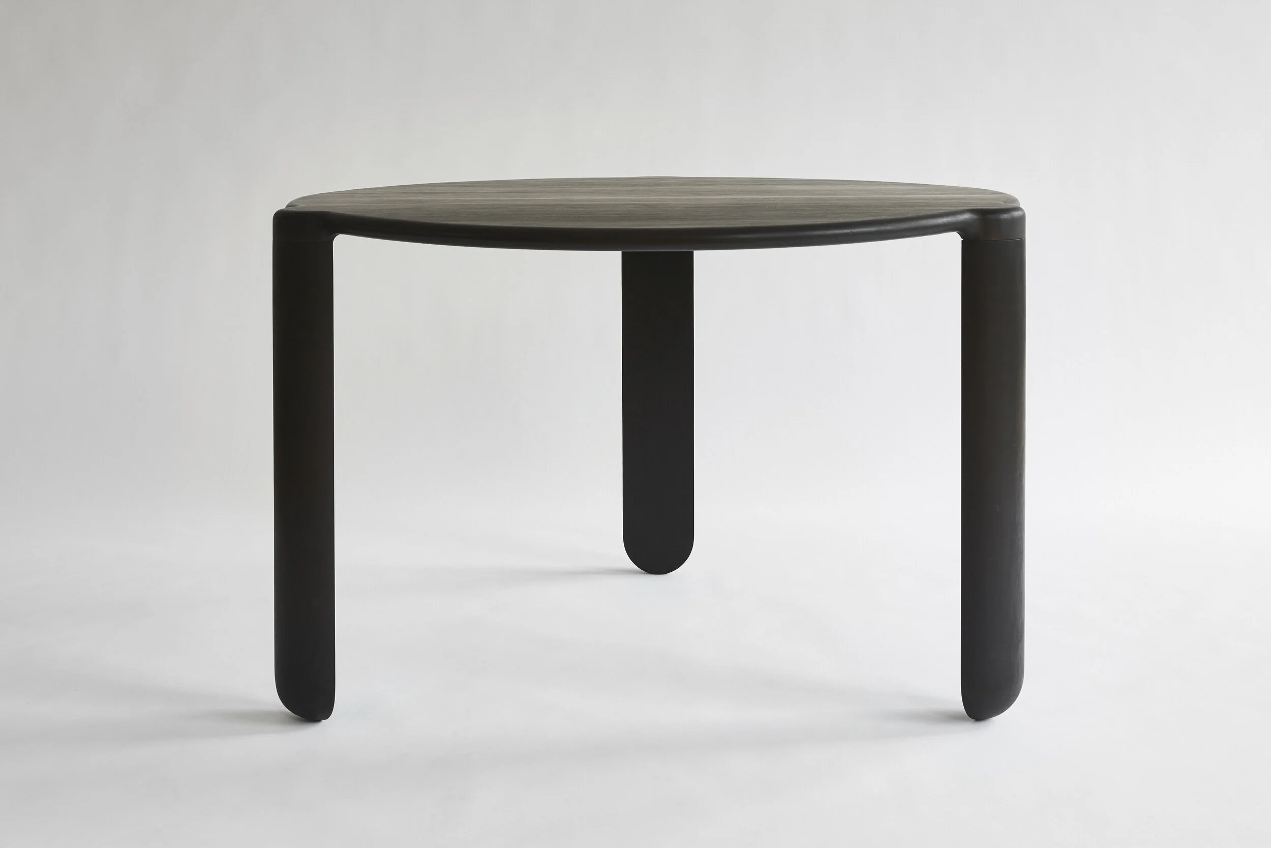 Bone Dining Table 04 — Radnor