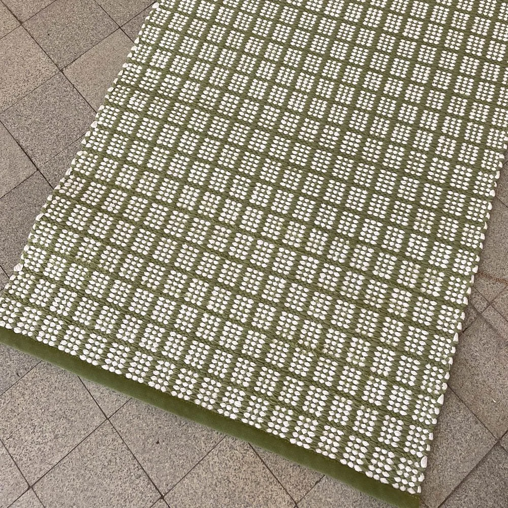 RUUTU - Handwoven cotton rug in custom colours and sizes — ANKI