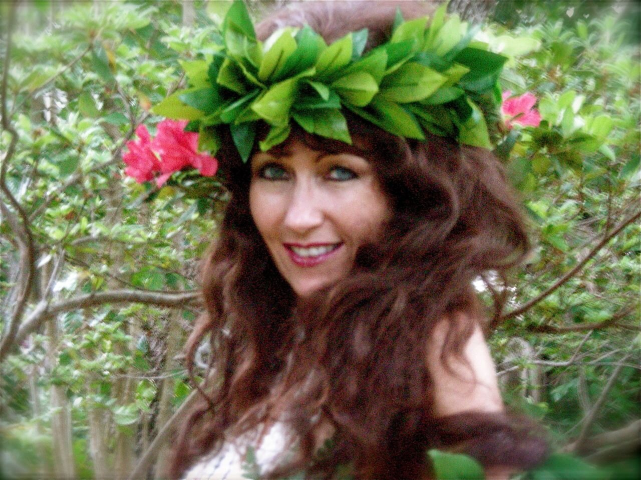 Hawaiian Luaus — Tahja