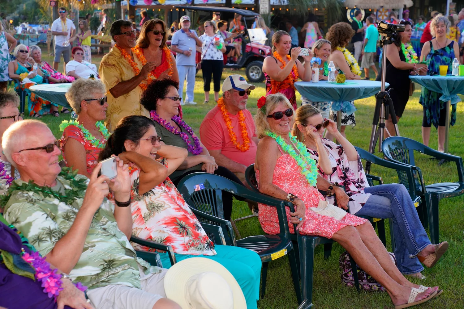 Hawaiian Luaus — Tahja