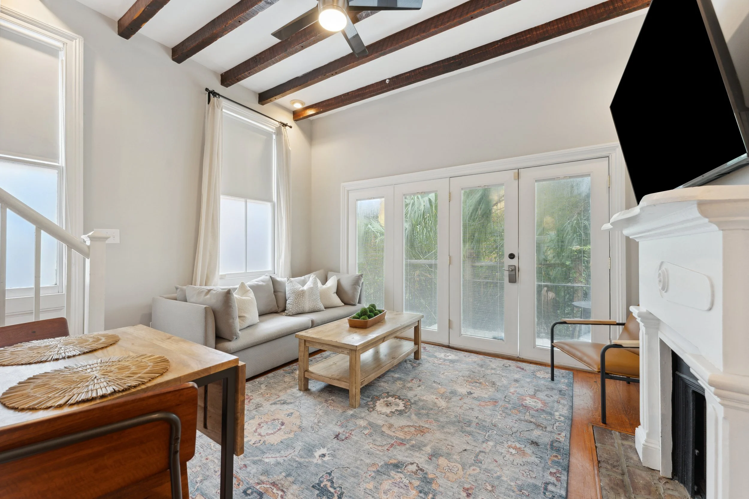 One Bedroom (Sleeps 4) | Charleston Vacation Rentals