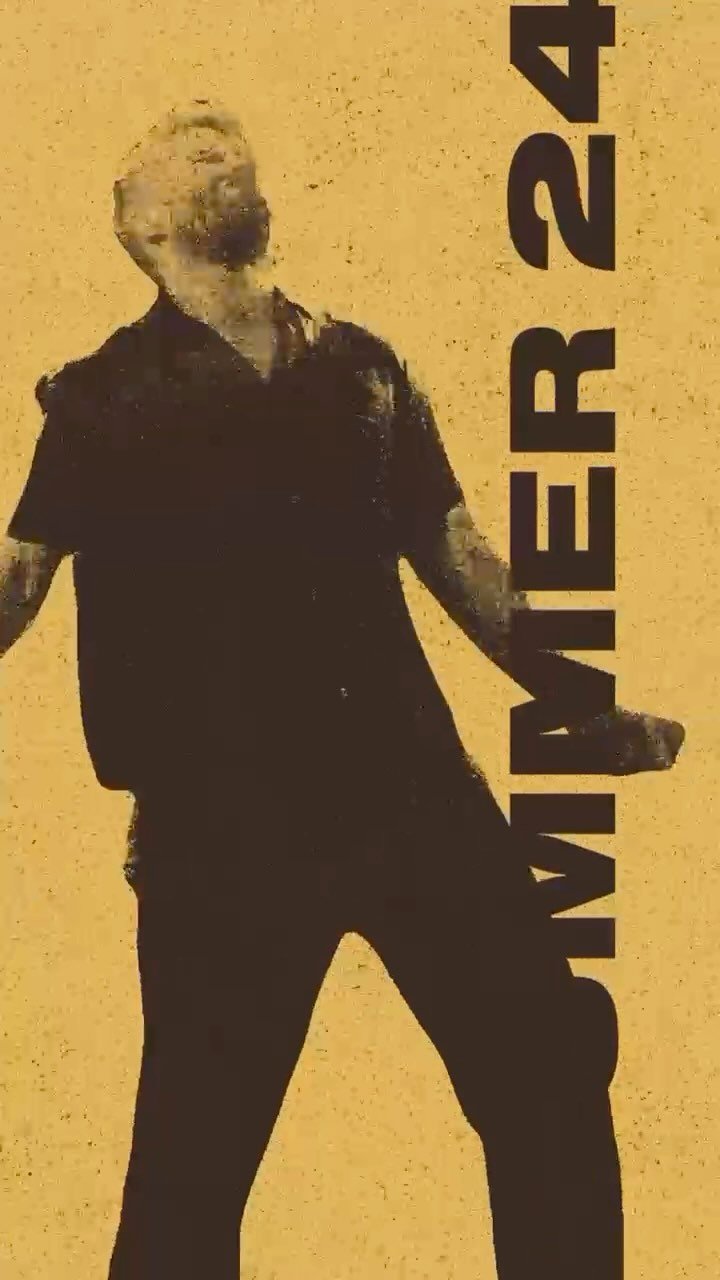 Photos — The Strike