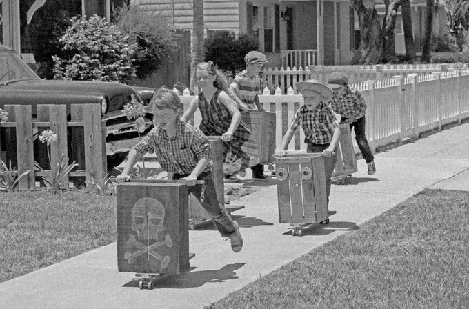 Echos of the Pop - Skateboarding — When It Was Cool - Retro Pop Culture ...