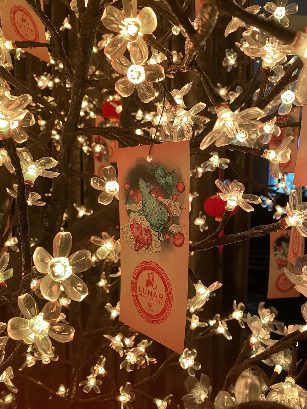 7 Hanging Decoration Ideas for Wedding Trees — DecorTree