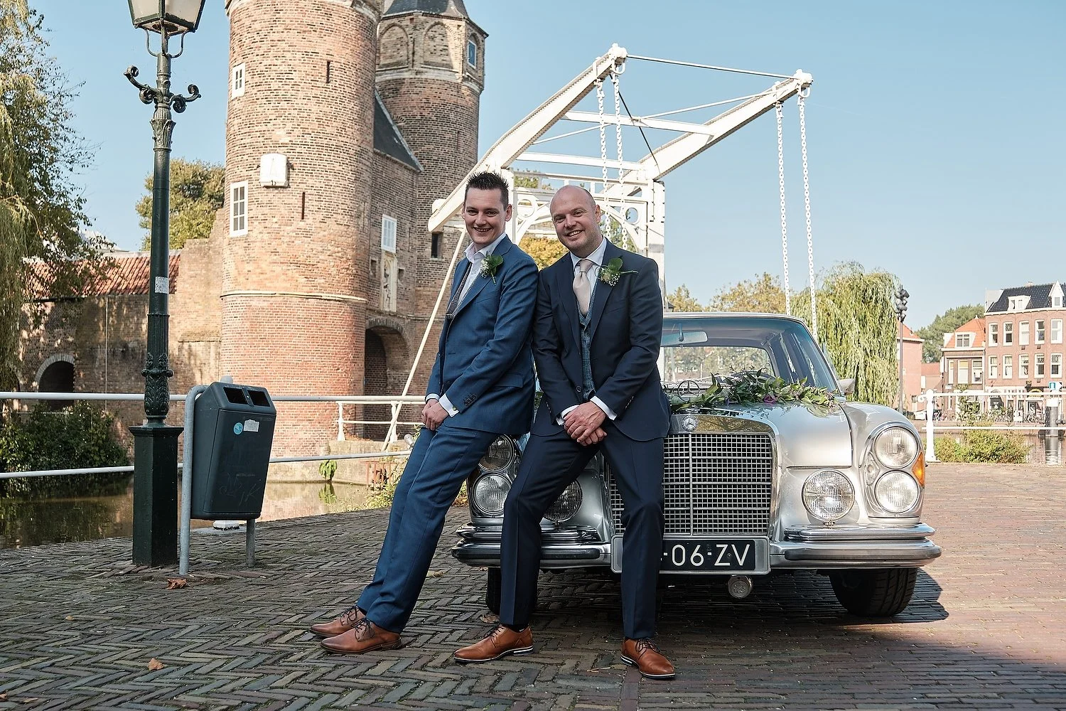 De trouwauto: het onmisbare detail van een bruiloft — Trouwshoot.nl