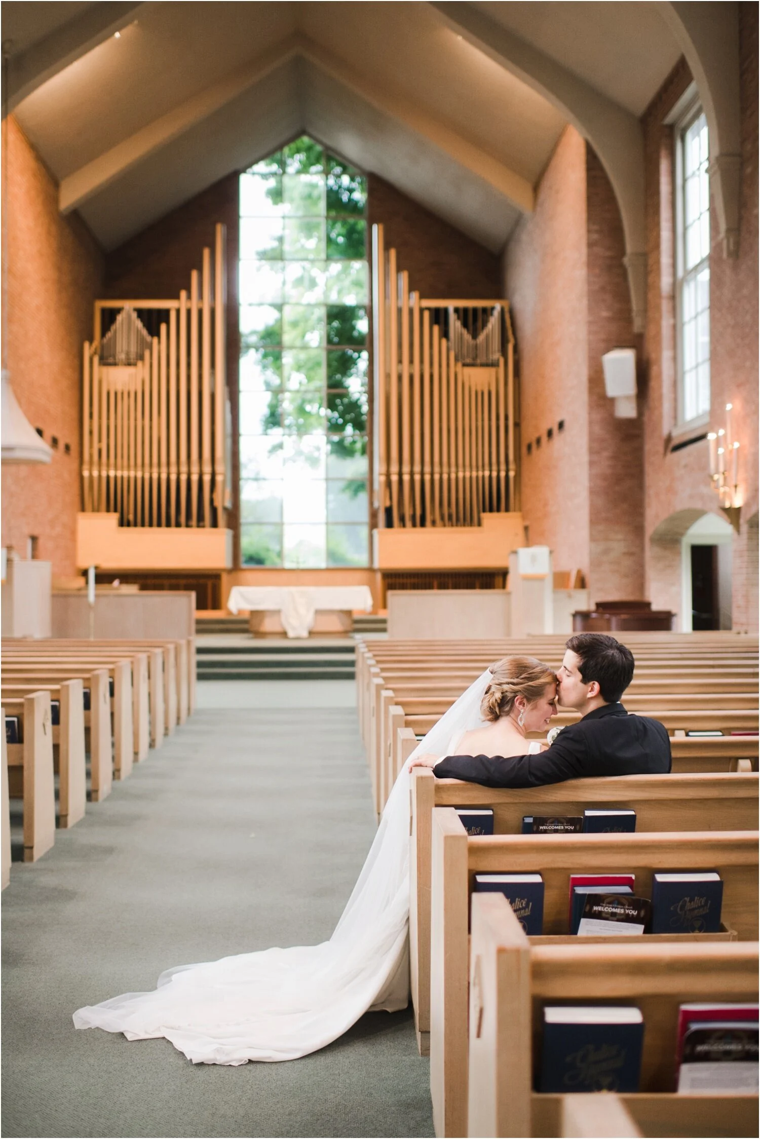 Allie + Matt = Vine Street Church Wedding — Nashville Wedding ...