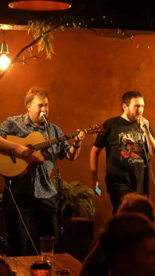 BUTTON LIVE LOUNGE — The Button Warehouse Bar & Live Music Venue ...