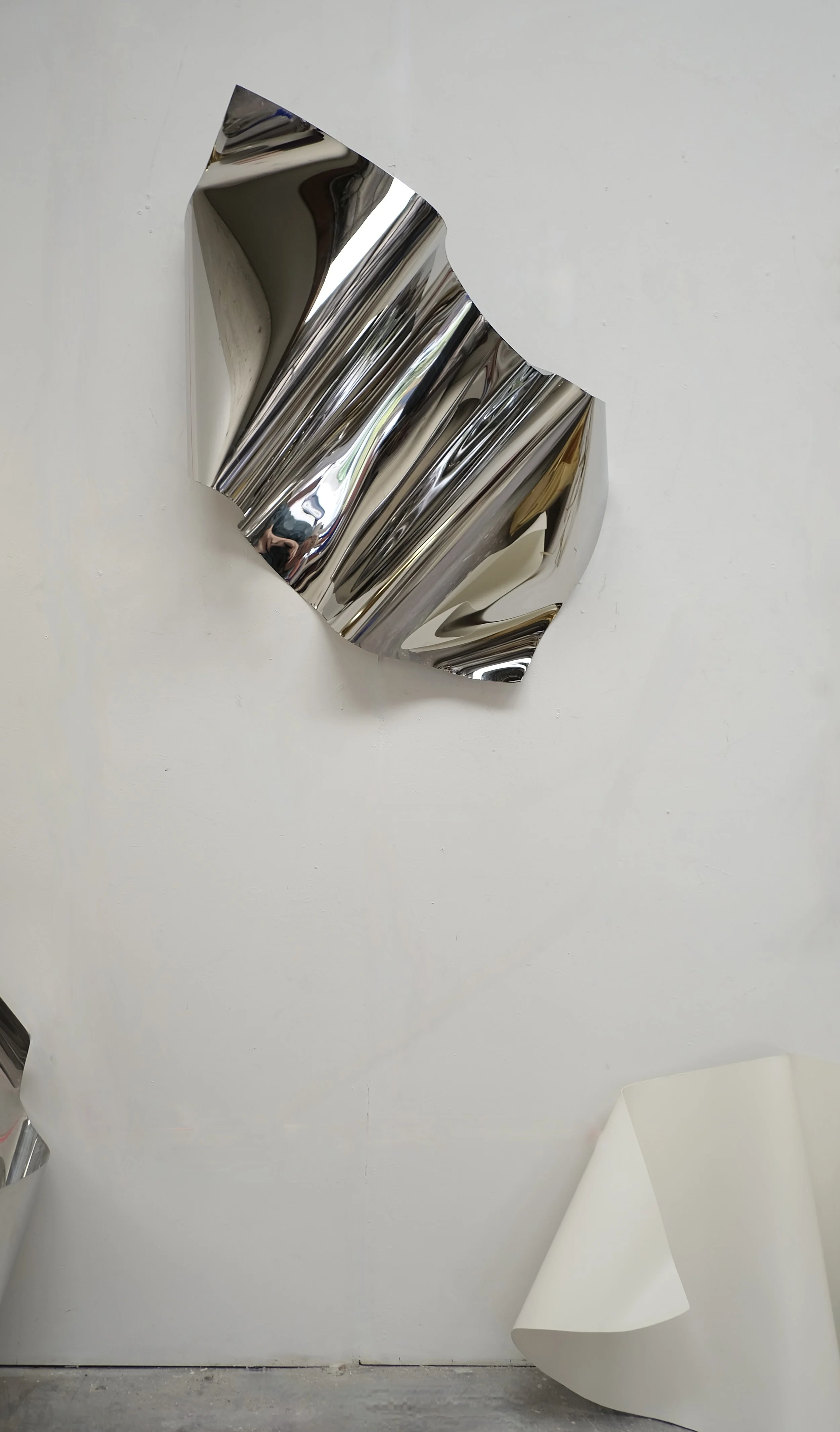 MIRROR FOLDS — THE VISUALS