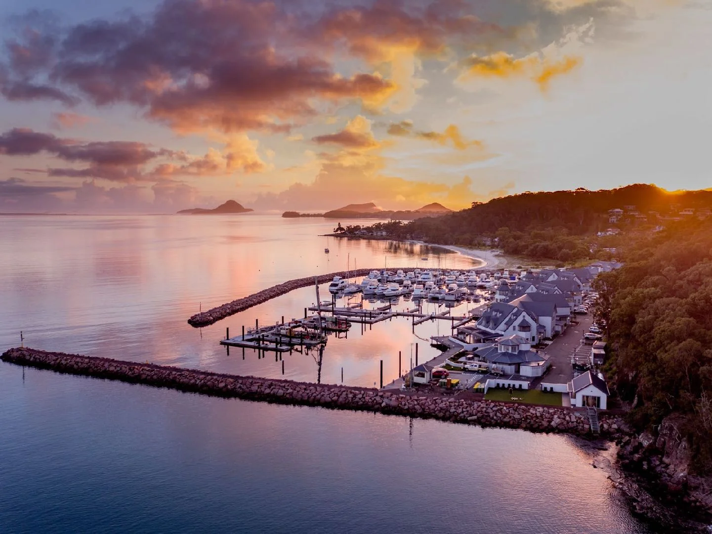 Holiday: Port Stephens — Adore Home Magazine